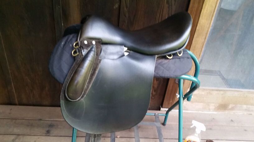 Moss Rock Endurance-Free 'n' Easy Trekker Saddle, SOLD!